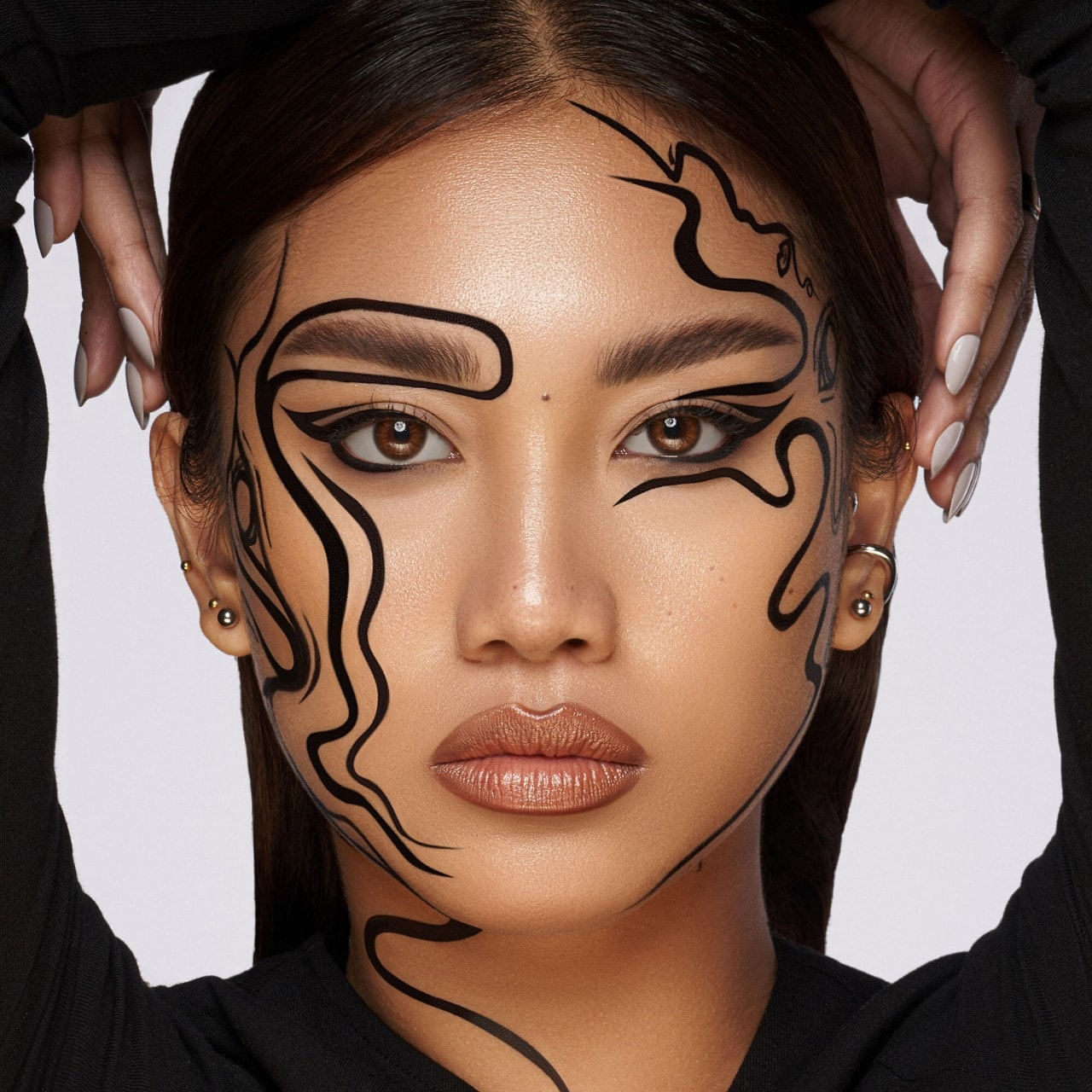 Linework Paintbrush Fluid Liquid Eyeliner | Oprah Daily Shop